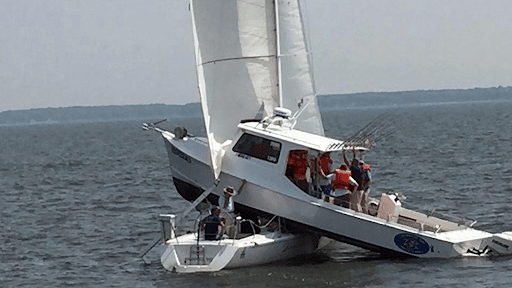 Emergency: Collisions | MyBoatCard.com® | Official Canadian Boating License